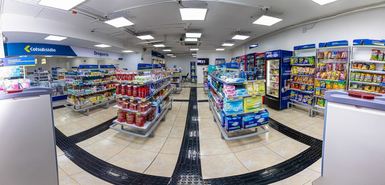 Así es la primera droguería incluyente en Medellín - Centrópolis