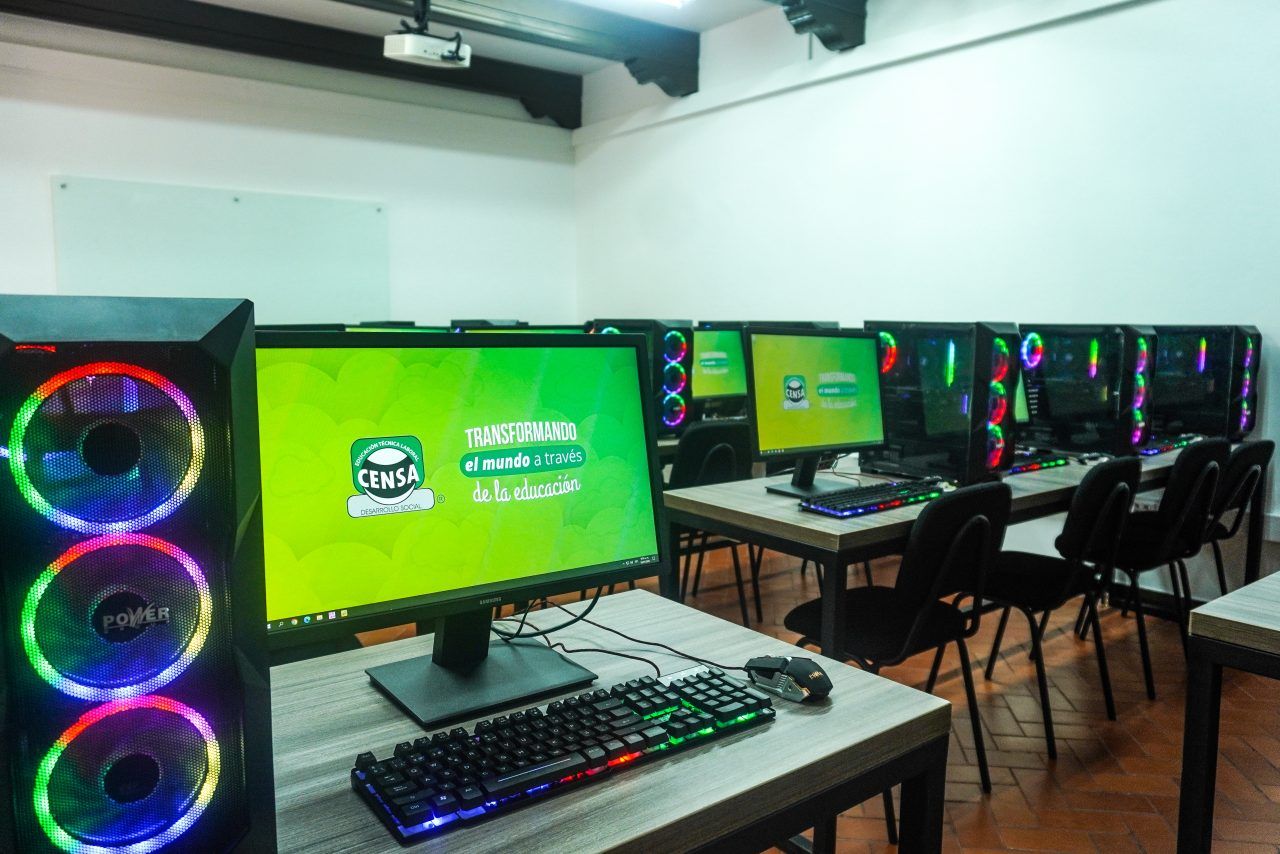 CENSA sigue su apuesta por la educación para el trabajo de excelente ...